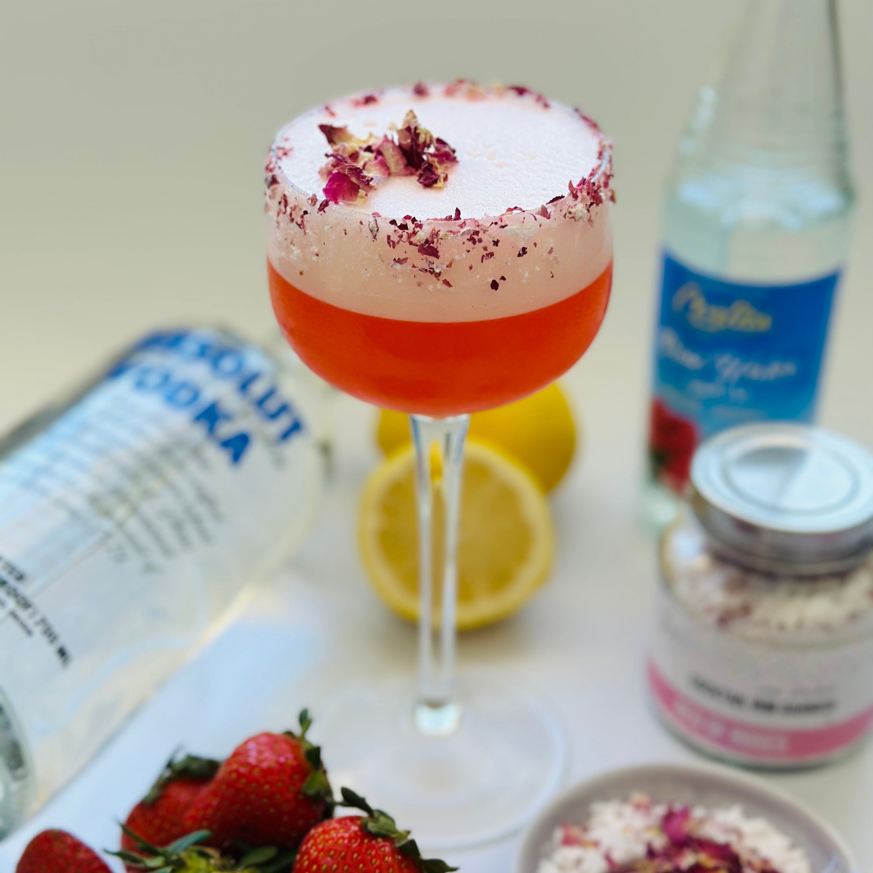 Strawberry Rose Fizz Cocktail – Fizz Sherbet